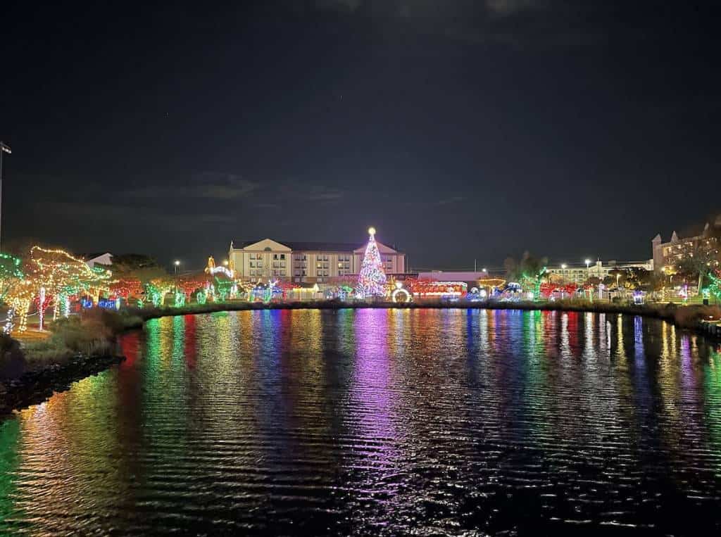 Winterfest Walking Tour Lights Up Northside Park to Celebrate the 30th ...