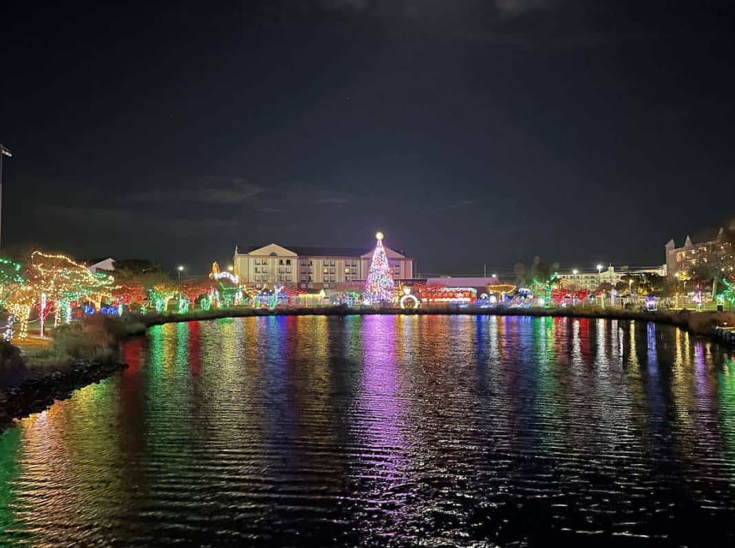 Winterfest Walking Tour Lights Up Northside Park to Celebrate the 30th ...