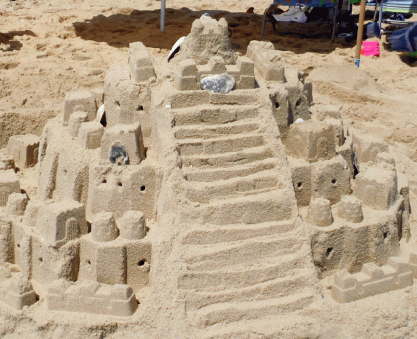 Congratulations to the Knott Family! Winners of the July Castle Contest ...