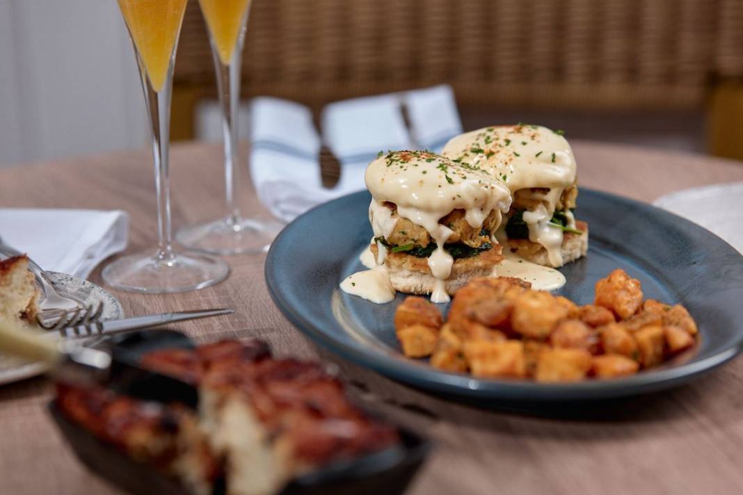 Tide Room, A New Upscale Restaurant and Bar to open September 1st at ...