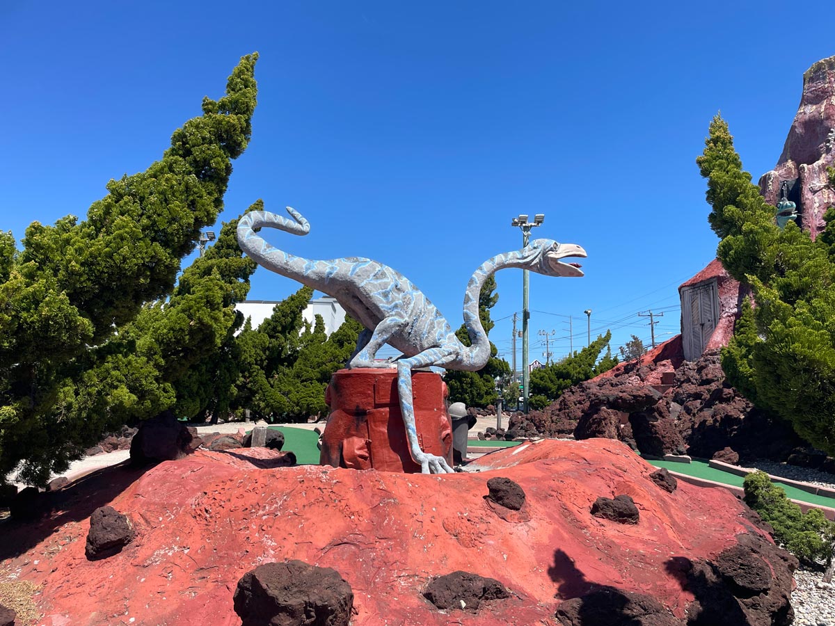 Old Pro Golf - Indoor Course Undersea Adventure/Outdoor Course ...