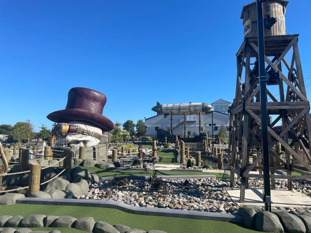 SteamPunk Island Golf - OceanCity.com